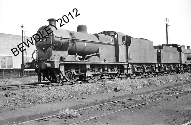 NEGATIVE 35MM LMS FOWLER 4F 44401 SEEN HERE ON KIRBY-IN-ASHFIELD SHED ...