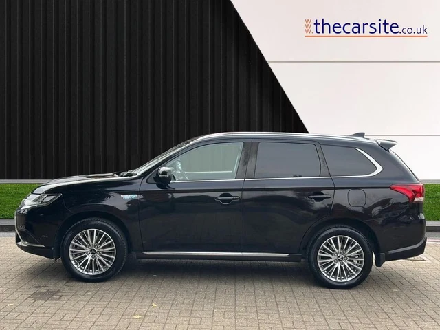 2020 MITSUBISHI OUTLANDER 2.4h TwinMotor 13.8kWh Reflex Plus CVT 4WD ...
