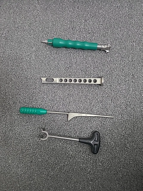 STRYKER EXETER PLUG Introducer 0939-0-002 Hollow Chisel 4842-3012 ...