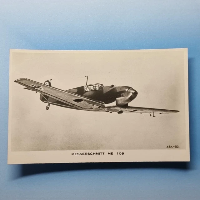 WW2 AIRCRAFT POSTCARD C1940 Real Photo Luftwaffe Messerchmitt M.E 109 ...