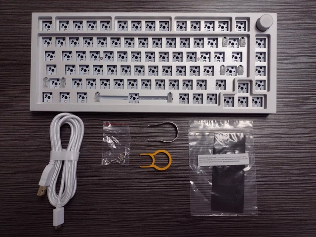 GLORIOUS GMMK PRO 75% TKL Gaming Keyboard - Custom Hotswap Barebones ...