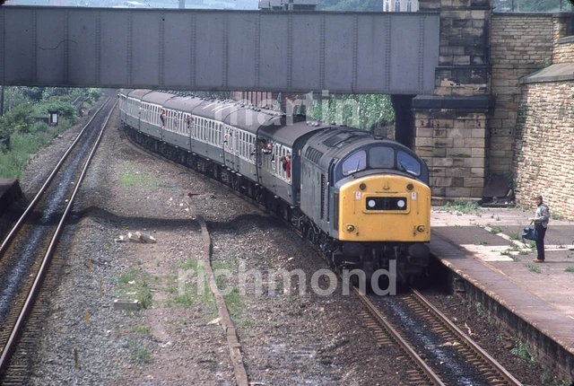 DEWSBURY CLASS 40 40157 26.6.82 Kodachrome 35mm Slide RN417 £2.99 ...