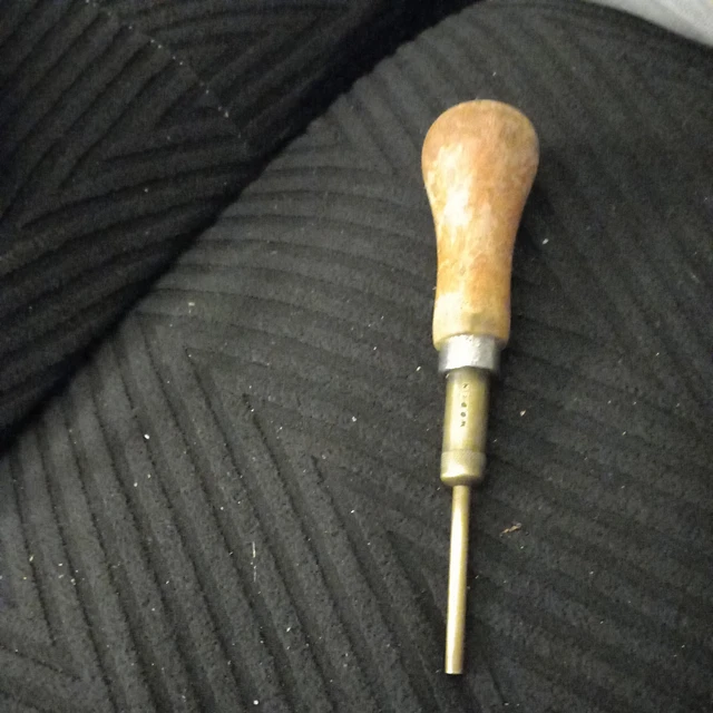 VINTAGE WODEN BRASS Push Pin Woodworking Old Hand Tools Carpentry pin ...