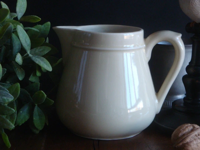 UN POT VINTAGE (ancien eau broc cruche ancienne pichet lait crémier ...