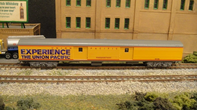 N SCALE UNION Pacific Kato Experience Excursion Passenger car ...