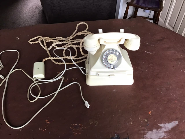 IVORY BAKELITE KING Pyramid Telephone Excellent Working Condition £329. ...