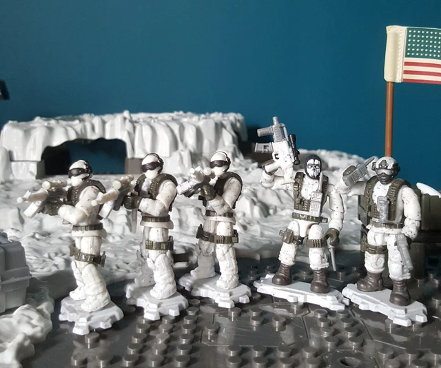 MEGA CONSTRUX CALL of duty figures Arctic Ghost squad (custom built) £ ...