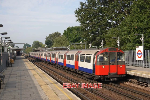 PHOTO LU 1973 Stock 160 At Ruislip Manor 10/09/23 £1.85 - PicClick UK