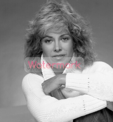 Catherine Hicks Legs