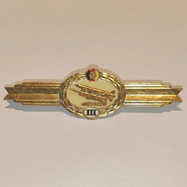 DDR EAST GERMAN Badge Army. Officer Qualification Air Defense, 1st ...