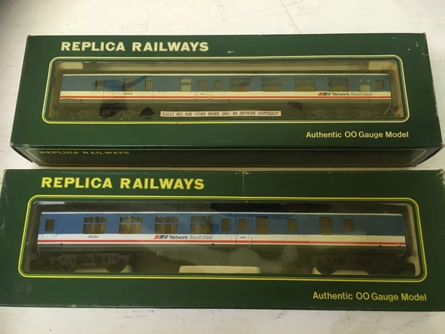 LOT..093Z....OO GAUGE REPLICA RAILWAYS MK1 NSE COACHES..X...2....35464 ...