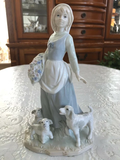 ST MICHAEL PORCELAIN figurine Lady with Dogs made in Japan1989 - # 5982 ...