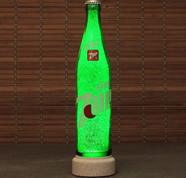 70'S 80'S VINTAGE Diet 7-up Glass 16 oz Color Changing Lighted Bottle ...