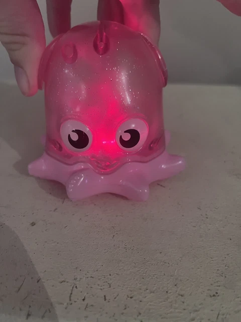 2003 MCDONALDS DISNEY Finding Nemo - Pearl - Figure Happy Meal Toy ...