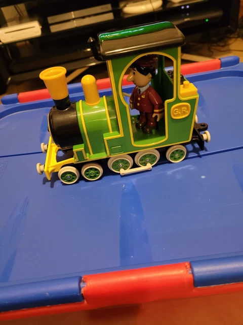 POSTMAN PAT FRICTION Greendale Rocket Train & AJ Baines Figure £5.00 ...