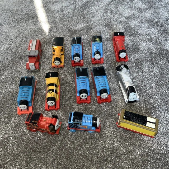 TRACKMASTER THOMAS THE Tank Engine Motorized Railway Train Bundle £29. ...