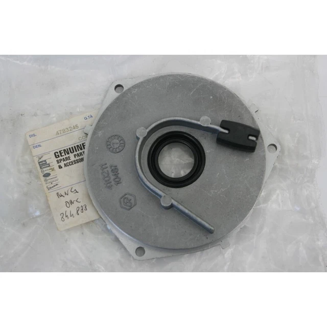 COUVERTURE POMPE HUILE Oil Pump Cover Piaggio Fly 4T 100 08-14 Zip 50 ...