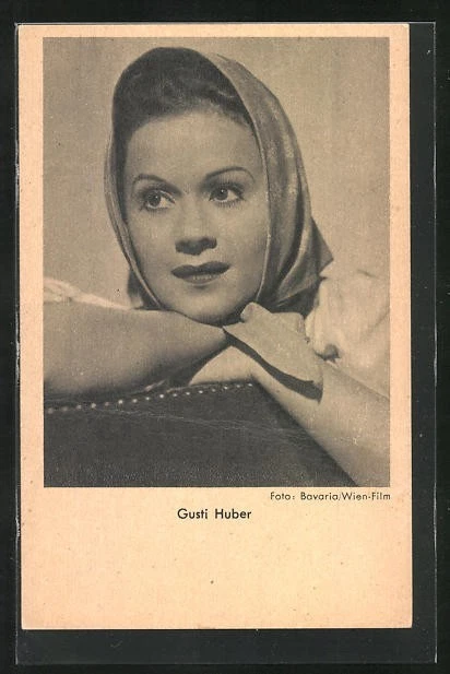 ATTRICE GUSTI HUBER con foulard, cartolina EUR 2,00 - PicClick IT