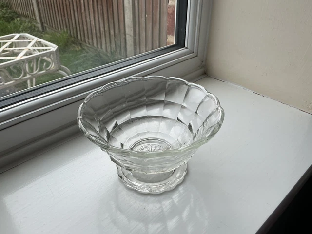 VINTAGE JACOBEAN GLASS Mid Century Small Footed Fluted Sugar/Serving ...