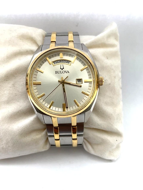 OROLOGIO DA POLSO Bulova Uomo Giorno & Data Quarzo 50 MT WR 98C127 EUR ...