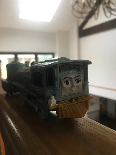 THOMAS AND FRIENDS Trackmaster Motorised Lexi The Experimental Engine £ ...