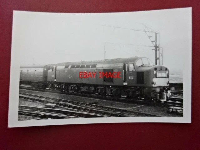 PHOTO BR Class 40 Loco No D372 At Crewe £4.00 - PicClick UK