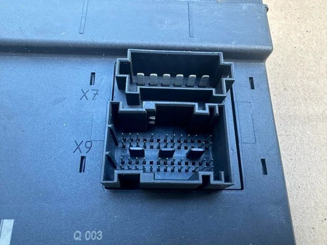 MERCEDES SPRINTER W906 / Vw Crafter Sam Ecu Fuse Box Module A9065453401 ...