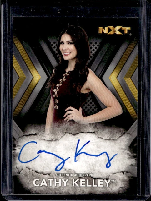 2017 TOPPS WWE NXT Cathy Kelley argent autographe auto #18/25 EUR 3,91 ...