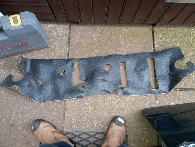 CLASSIC AUSTIN ROVER Mini SPI Behind Dash Soundproof Pad $67.20 ...