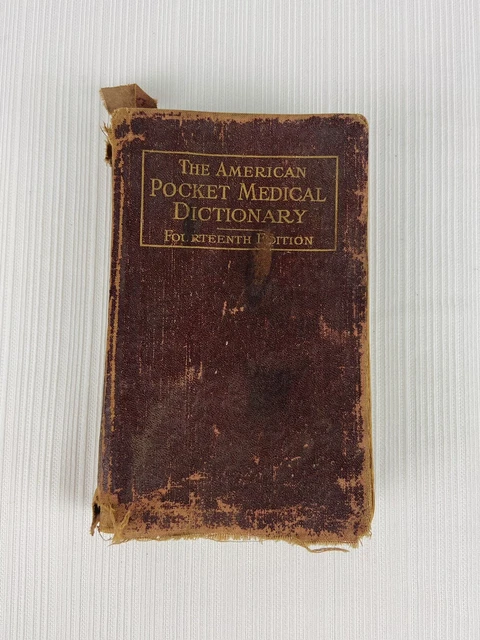 VINTAGE 1930’S THE American Pocket Medical Dictionary 14th Edition Red ...