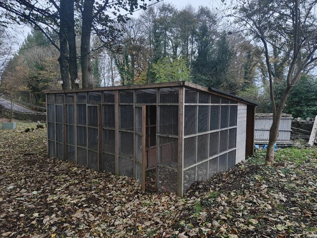 LARGE OUTDOOR BIRD aviary, 3 aviary's chicken coop mews £500.00 ...
