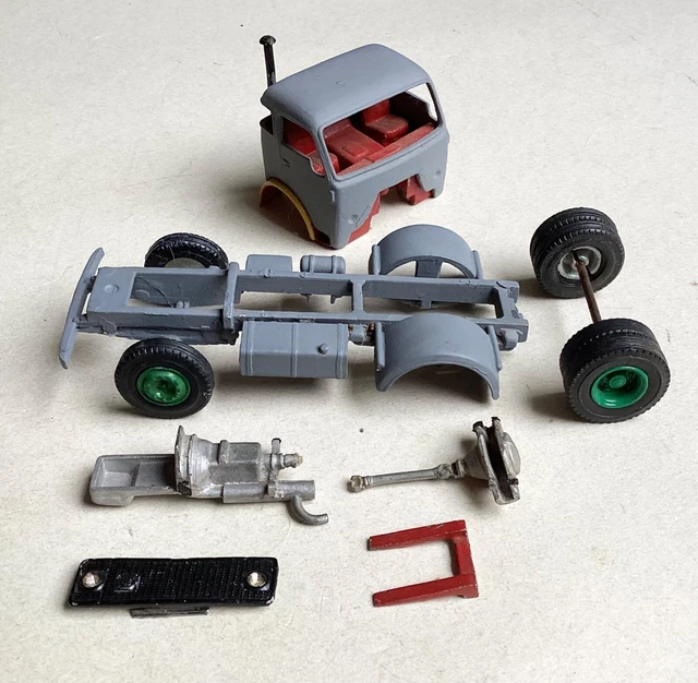 HEAVY GOODS MODEL 1/50 Part Built kit HG.10A - VOLVO F86 4x2 TRACTOR ...