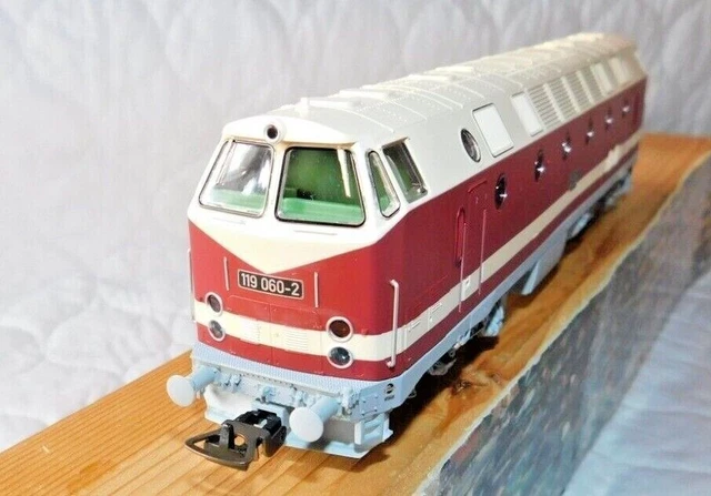 PIKO H0 &6.ACHSIGE Diesellokomotive Br.119 060-2 der DR, mit DSS"Neu ...
