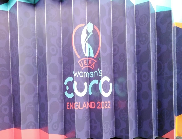 GOSSIP CARDBOARD APPLAUSE amplifier UEFA women's European Championship ...