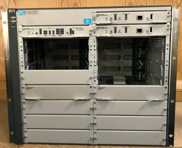 HP PROCURVE SWITCH E8212zl (J9091A) Chassis + J9095A Support + 2x ...
