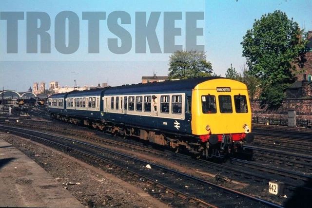 35MM SLIDE BR British Railways Diesel Railcar DMU Class 110 50279 ...