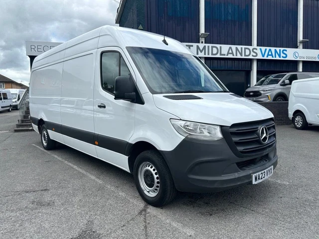 2023 MERCEDES-BENZ SPRINTER 3.5t H2 Progressive Van PANEL VAN DIESEL ...