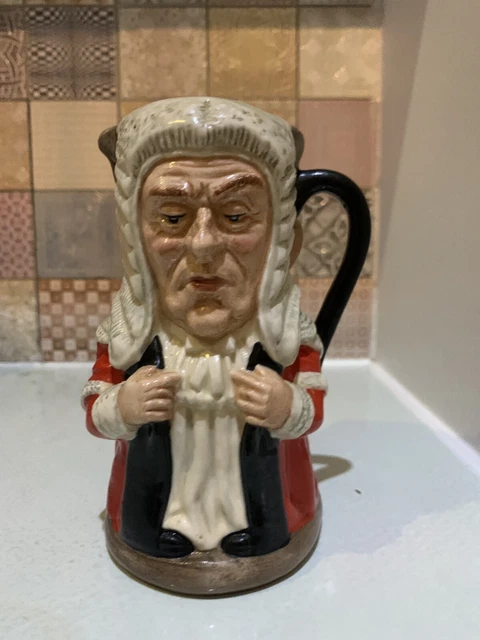 ROYAL DOULTON SMALL Character Toby Jug The Judge And Thief D6988 ...