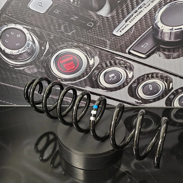 NEW GENUINE MERCEDES-BENZ W213 E-Class FRONT Suspension Coil Spring ...