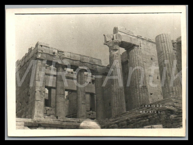 FOTO WK2 FALLSCH.JÄG. H.Kalischewsky, Jäger besuchen die Akropolis b ...