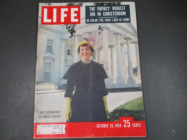 LIFE MAGAZINE OCTOBER 20 1958 Mrs. Eisenhower At North Portico £9.52 ...