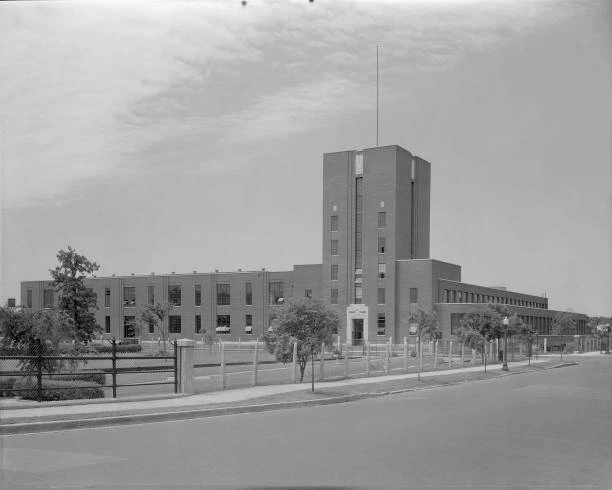 THE NORTHERN PUBLIC Service Station Of Commonwealth Edison Locate - Old ...