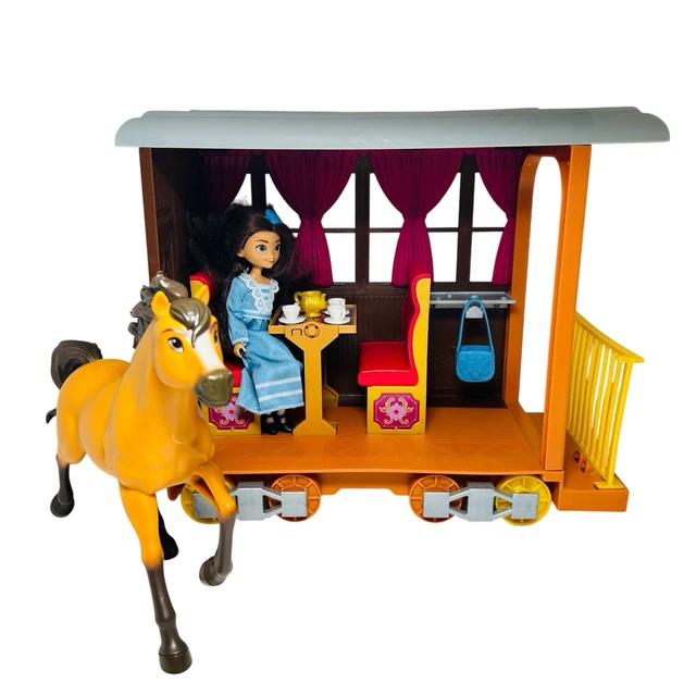 DREAMWORKS SPIRIT UNTAMED Lucky's Train Home Playset Horse Doll ...