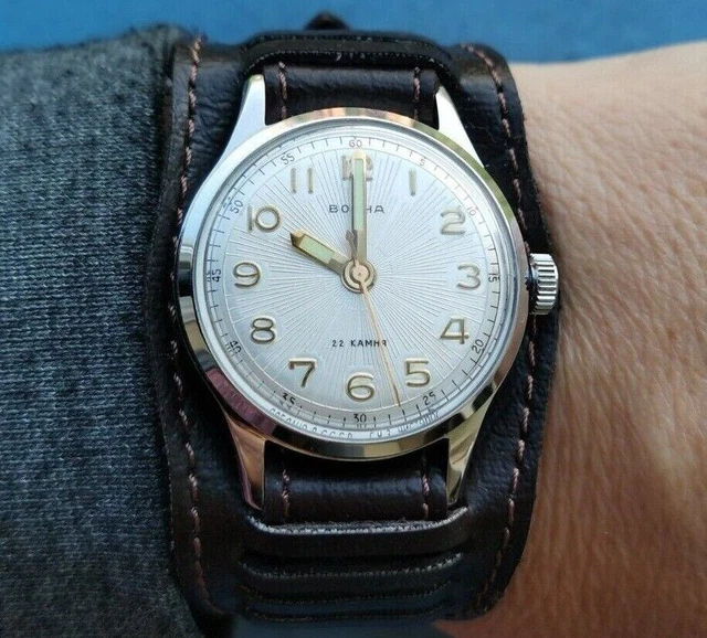 GUARDA VOLNA CHCHZ Wostok Vostok Precision nuova cassa e vecchio m.2809 ...