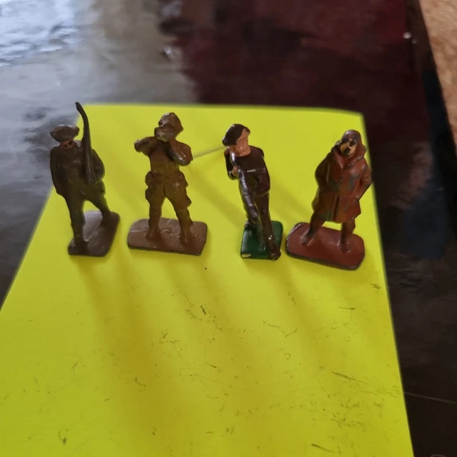 VINTAGE PAINTED LEAD Skybirds Soldiers Military Figures SCALE 1:72 £10. ...