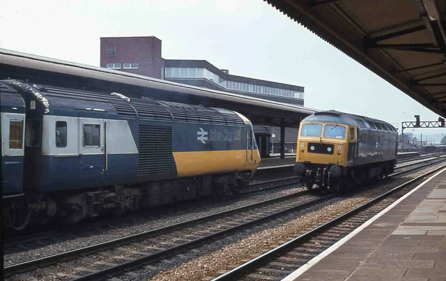 ORIGINAL 35MM SLIDE- HST - Class 43 READING PASSING CLASS 47 £0.99 ...