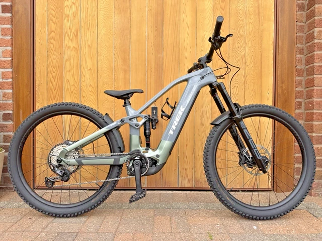 *STUNNING* TREK 2025 Rail 9.7 Electric Full Suspension Ebike **Small ...