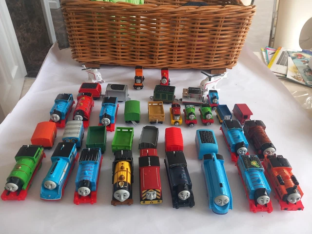 THOMAS THE TANK Trackmaster Train Bundle Streamline Thomas Salty Mike ...