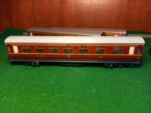 HORNBY DUBLO. LMS 26133, 4183, 4183. Coaches. £14.95 - PicClick UK