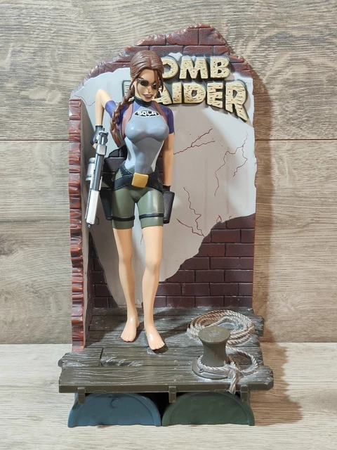 VINTAGE TOMB RAIDER Lara Croft in Wet Suit - Statue Model Figure £19.99 ...
